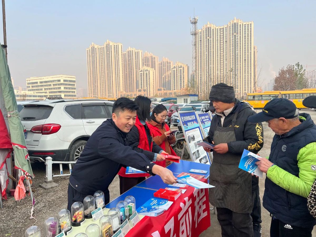 禁毒宣传进社区 安全防范入民心-中国禁毒网